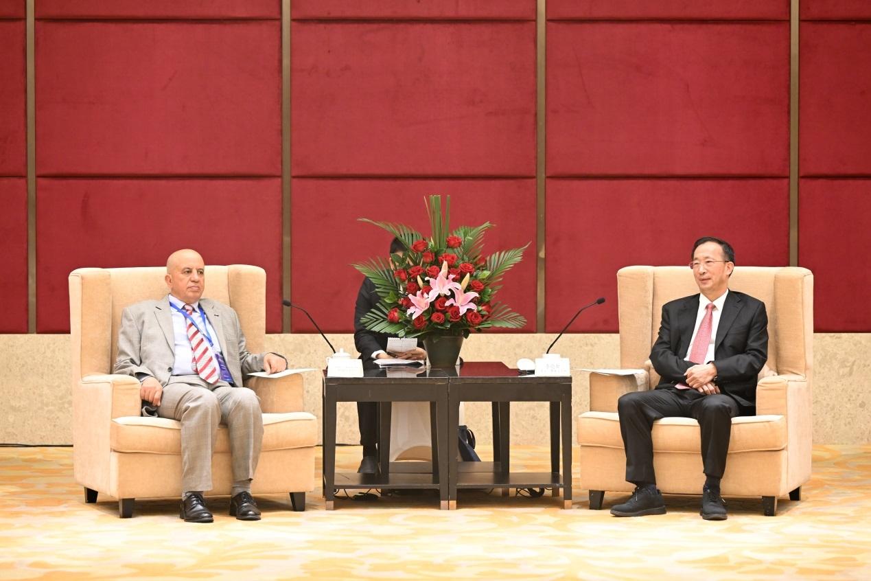 African Scholars Visit Fujian_ News_ Fujian Provincial People's Government
